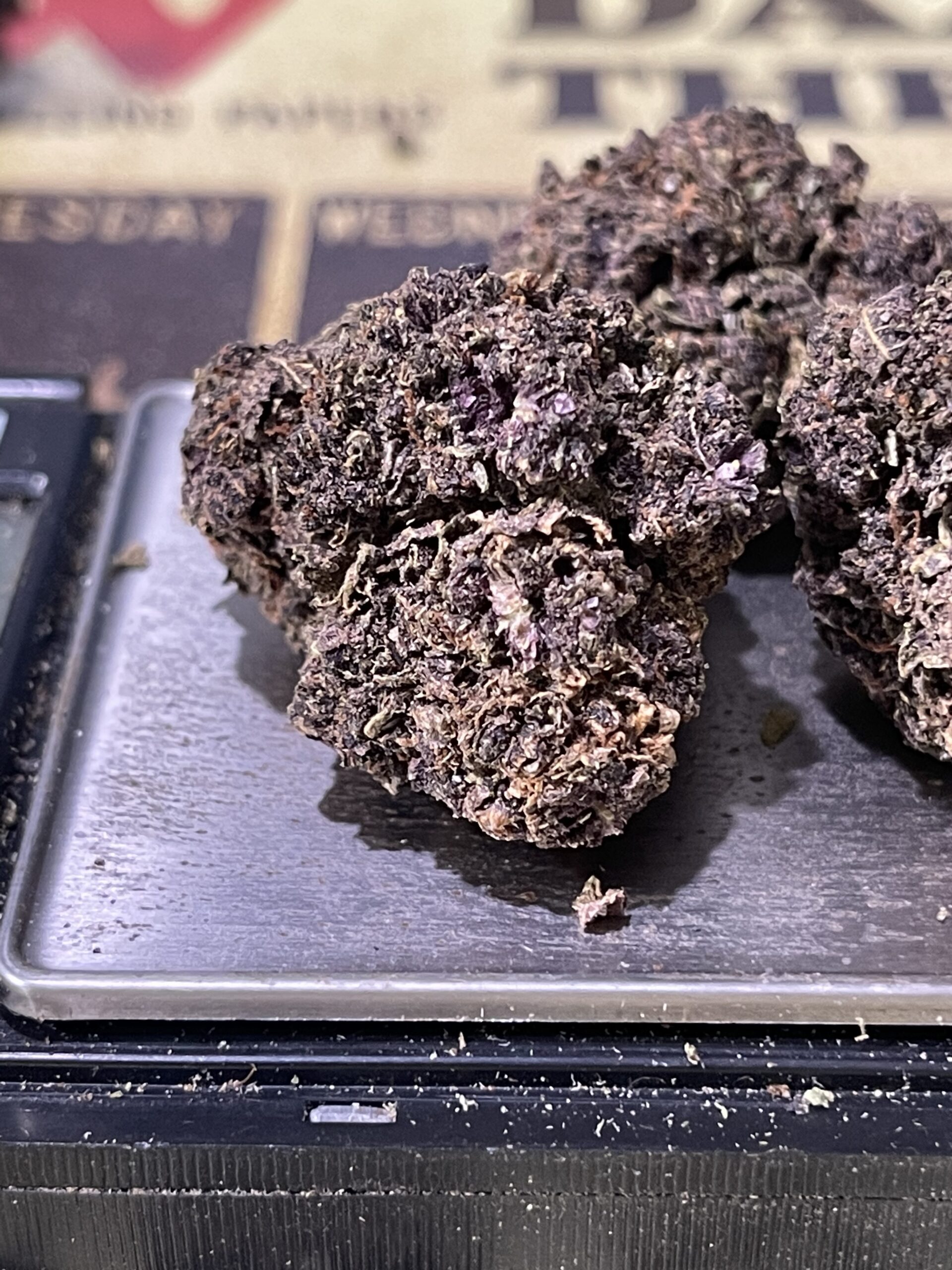 Black RUNTZS 3.5g HYBRID weed delivery nyc - cannabis same day delivery ...