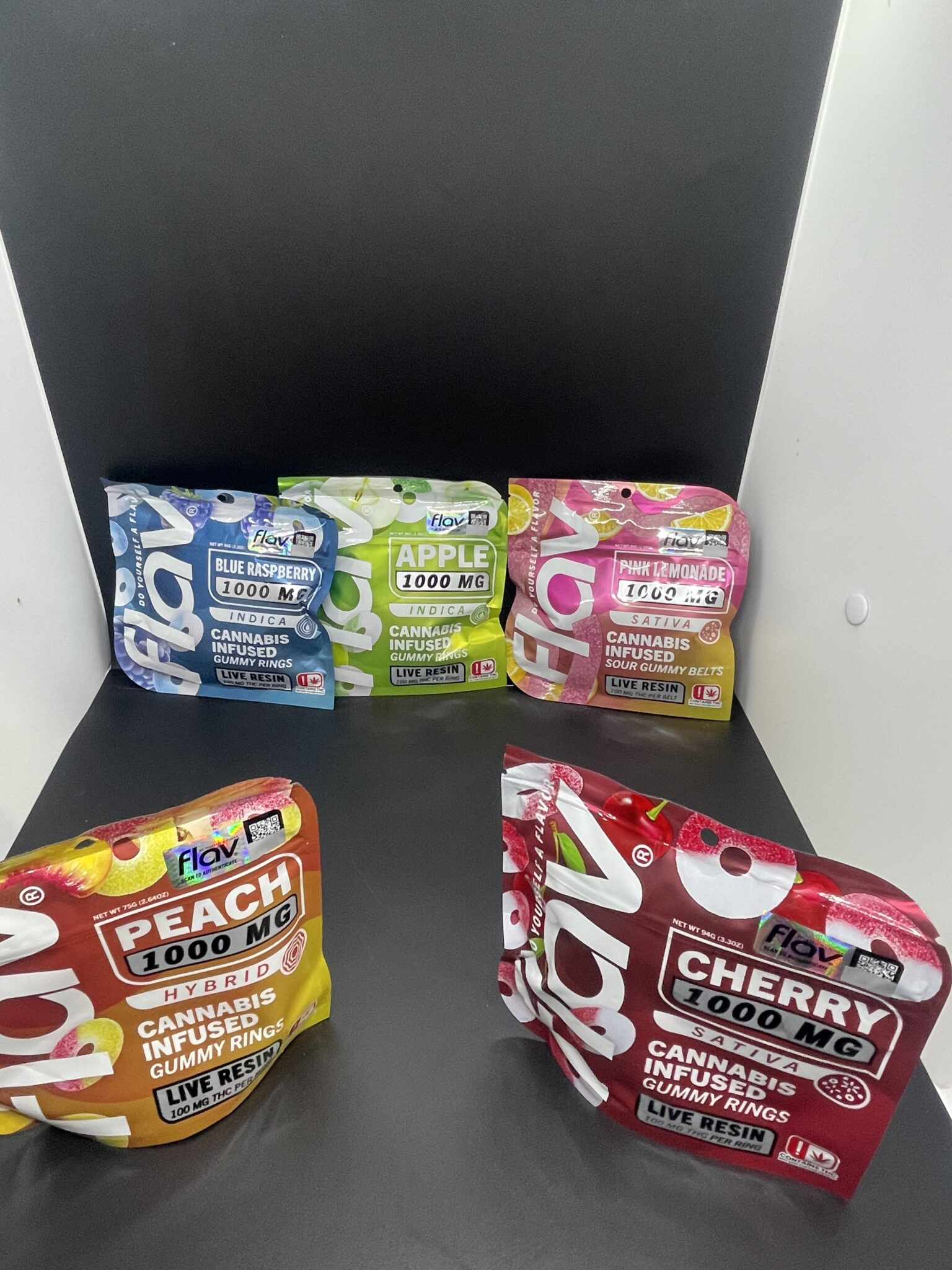 Indulge in Flav 1000mg Live Resin THC Edibles in NYC with Splash Brothers