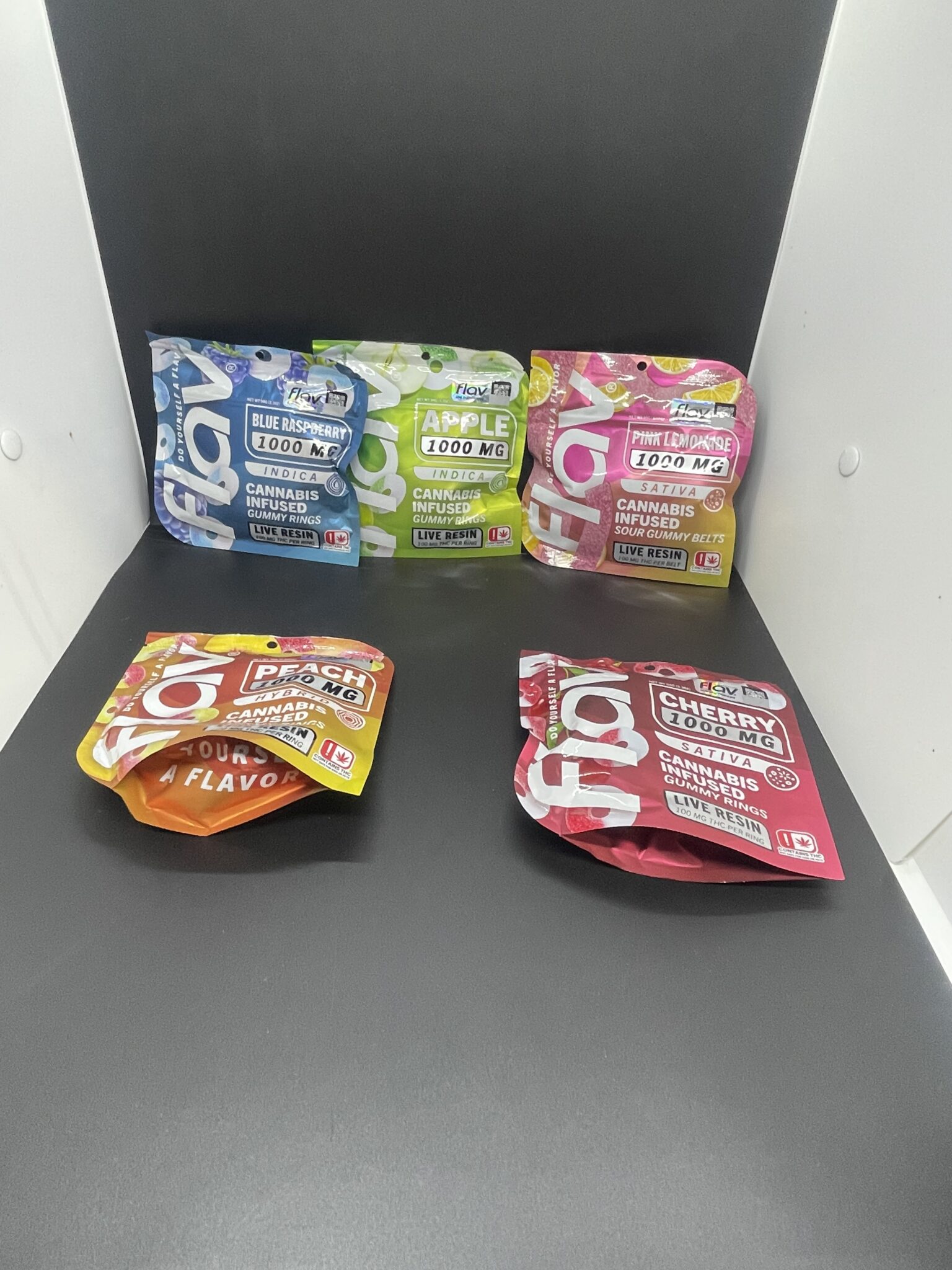 Indulge in Flav 1000mg Live Resin THC Edibles in NYC with Splash Brothers